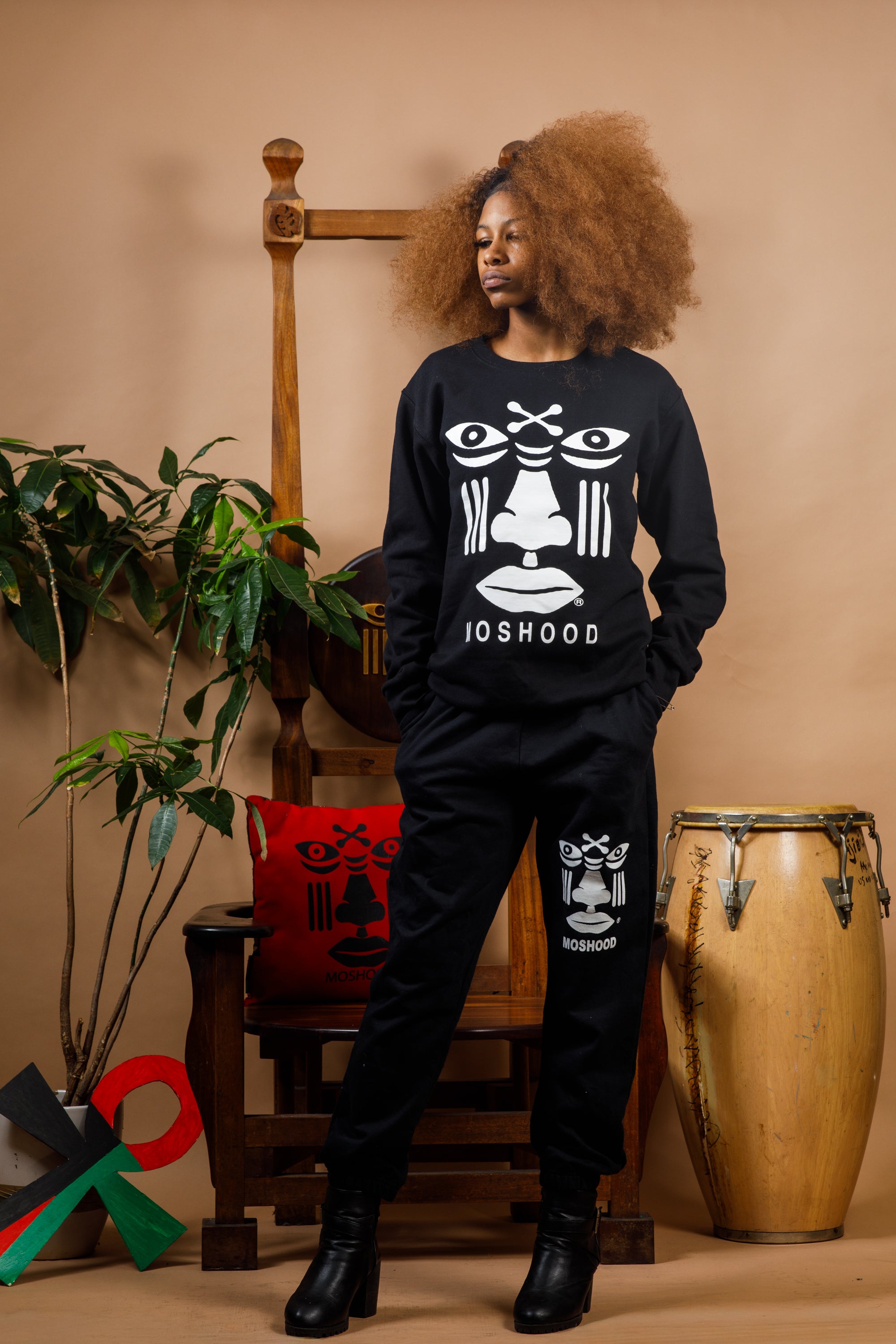 MOSHOOD Logo Crewneck Sweatshirt – Moshood Creations LLC